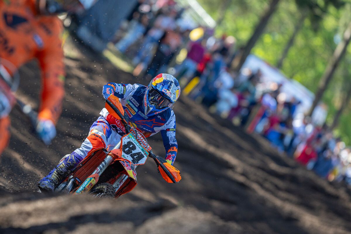 Jeffrey Herlings wins first moto in Canada Heights - MX Vice