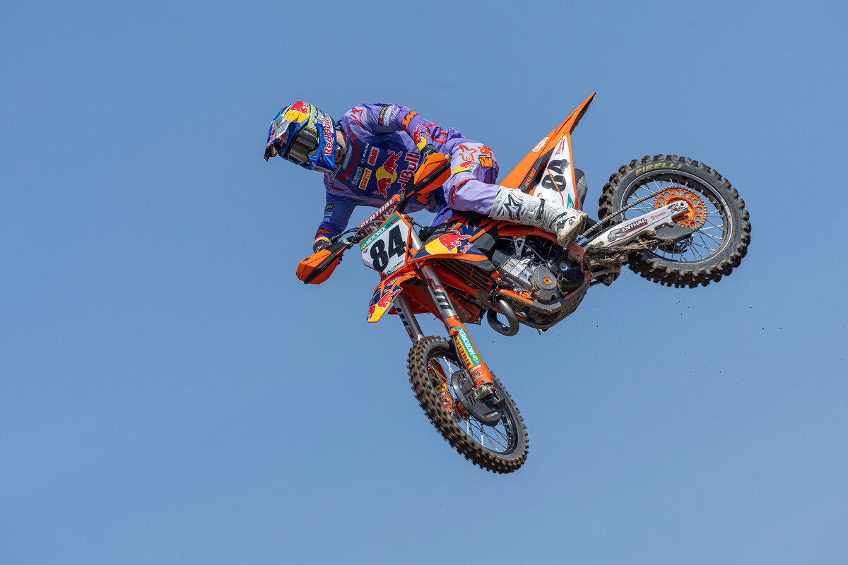 Jeffrey Herlings wins first moto MXGP in Lombok - MX Vice