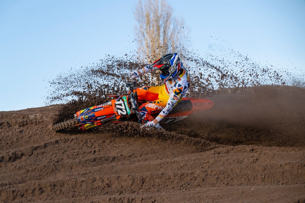 "REFYN Racewear is excited to announce its partnership with the Van ...