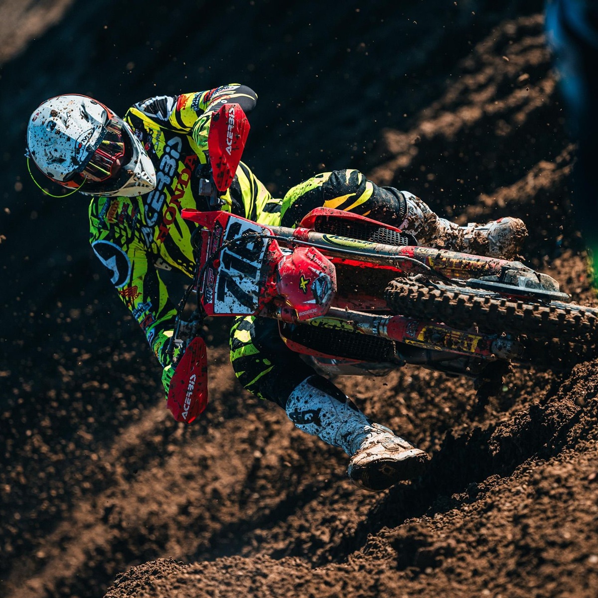 Noel Zanocz Fights Strong in the Italian MX1 Championship in ...