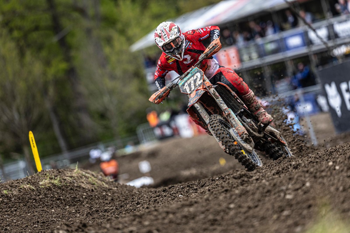 Valk battles through to ninth overall in Switzerland - MX Vice