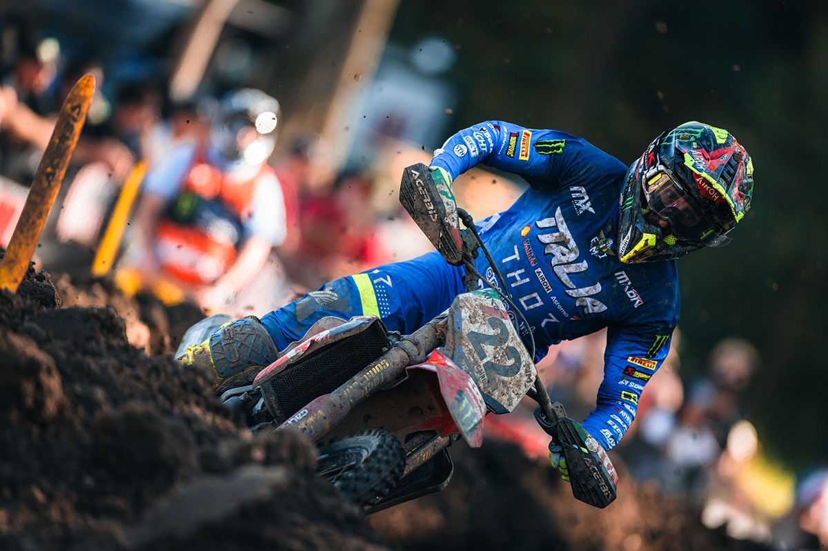 Cairoli Fights Through Pain to Finish Both MXoN Motos with a Broken ...