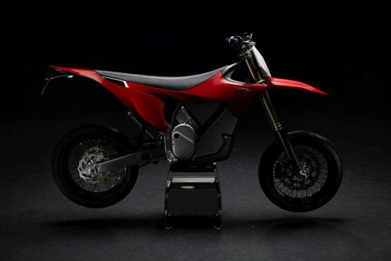 STARK FUTURE UNVEILS THE STARK VARG SM: Supermoto like NONE Other - MX Vice