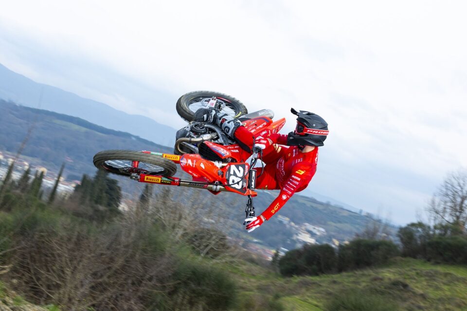 Team Maddii Honda – ABF Italia: official photo shoot completed, now all ...