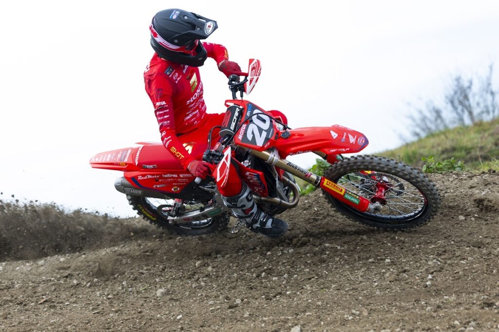 Team Maddii Honda – ABF Italia: official photo shoot completed, now all ...