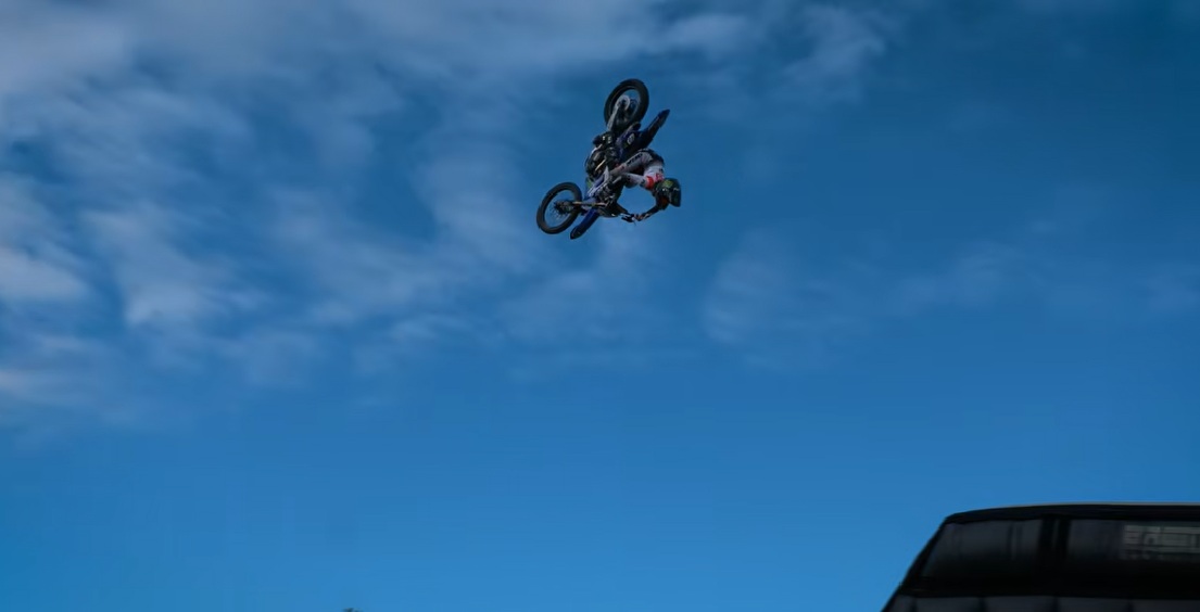 RAW: First Stark Future FRONT FLIP to DIRT - MX Vice