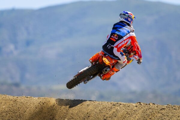 Eli Tomac Sidelined for the Time Being with Neck Injury - MX Vice